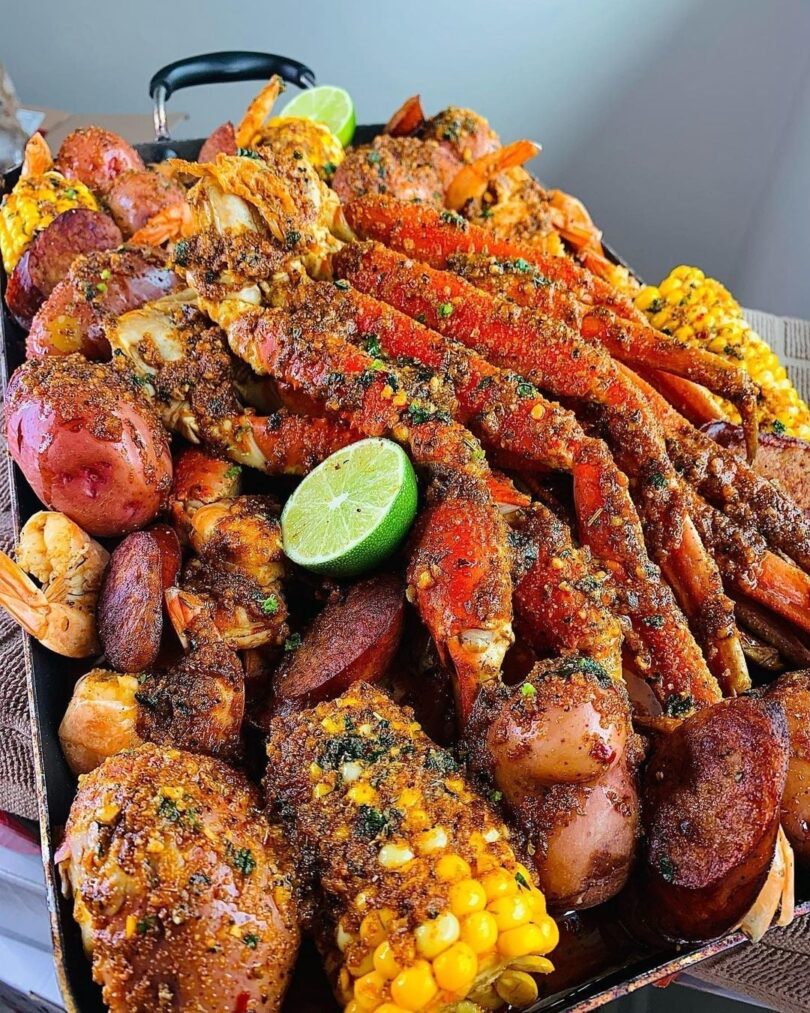 Crab Boil Platter with extra corn – BeautyNip
